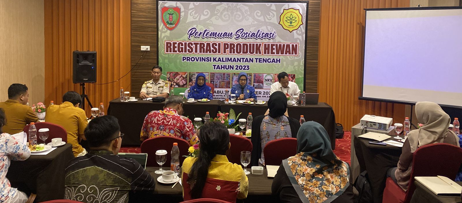 Dinas TPHP Kalteng Sosialisasikan Registrasi Produk Hewan - Zona Kota